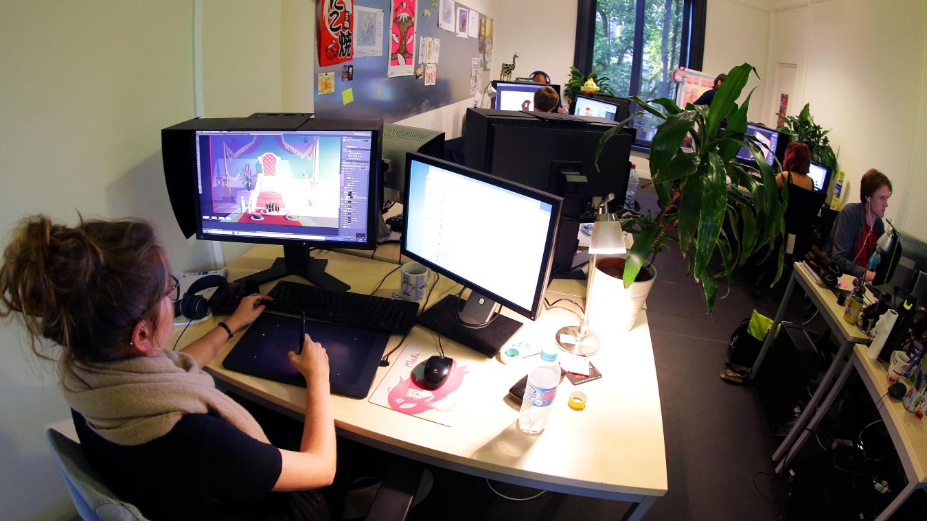 About - Ellipse Animation